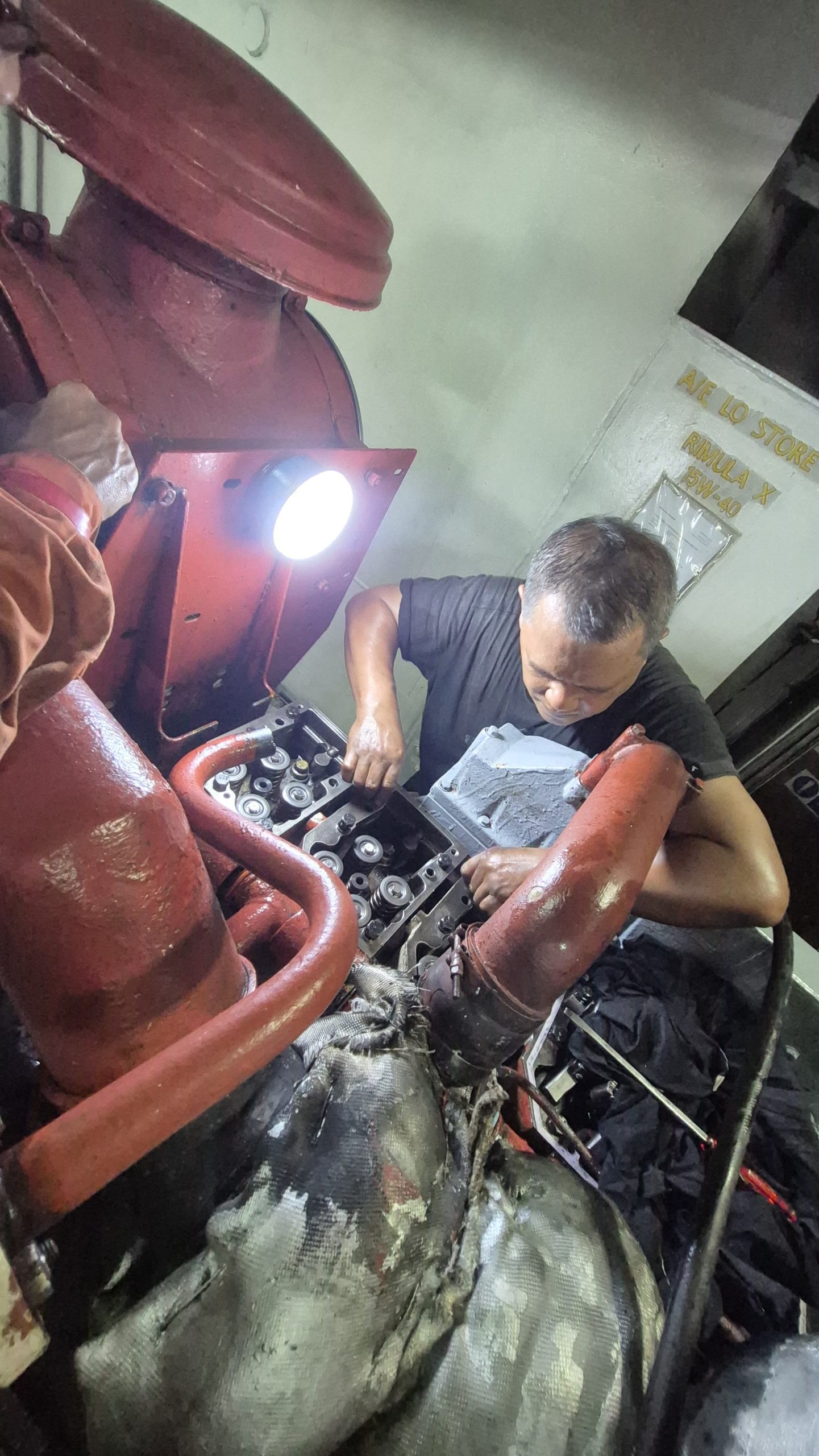 Project #12 Kapal Tanker MV ES ASPIRE Vissel OHC Shipmanagement Pte Ltd ...